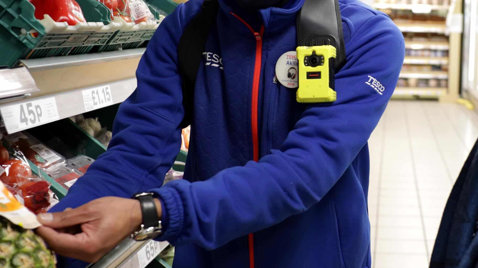 The Benefits of Body-Worn Cameras for Retail Staff - Gensix Technology